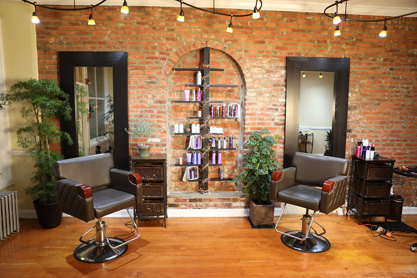 Salon Pilar | Philadelphia