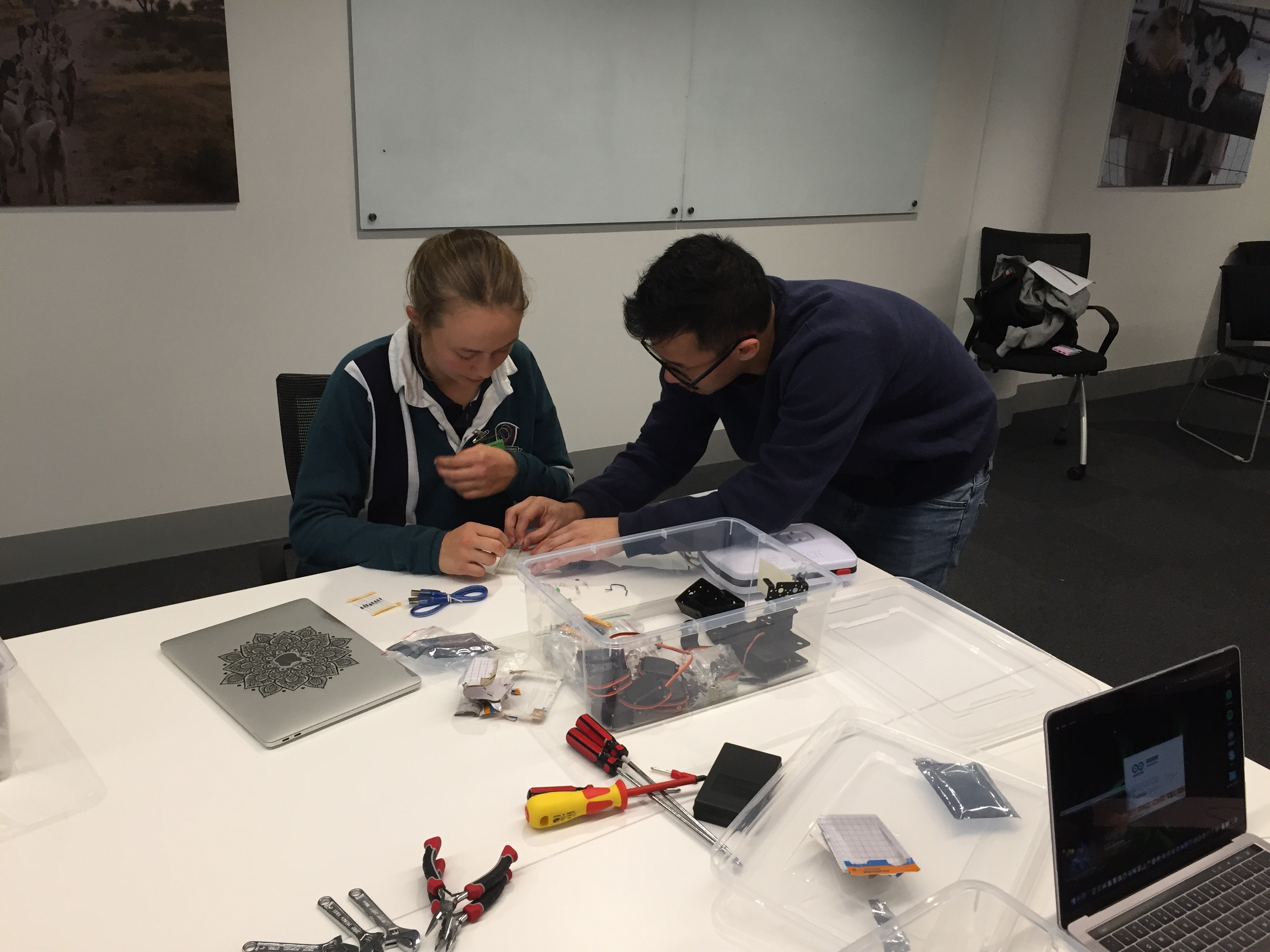 What a fantastic cohort of students! What a great night at Bosch ...