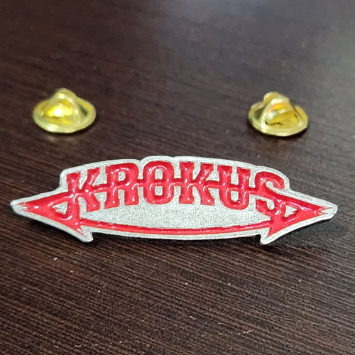 KROKUS -LOGO (red) METAL PIN | black-wings