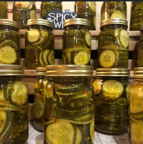 Spicy & Sweet Pickles 16oz | Pretentious Pickle