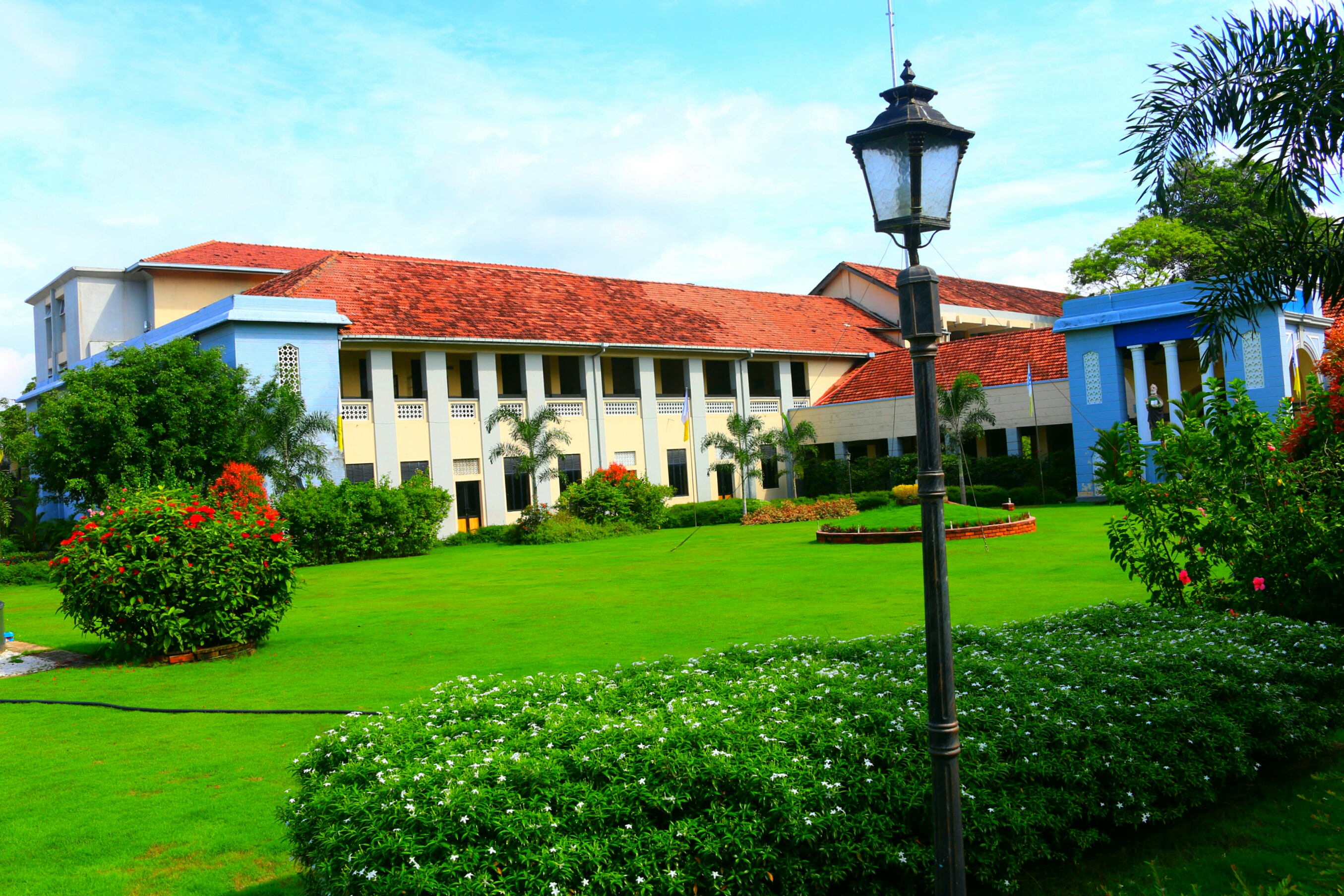 St. Peter's College. Colombo 04