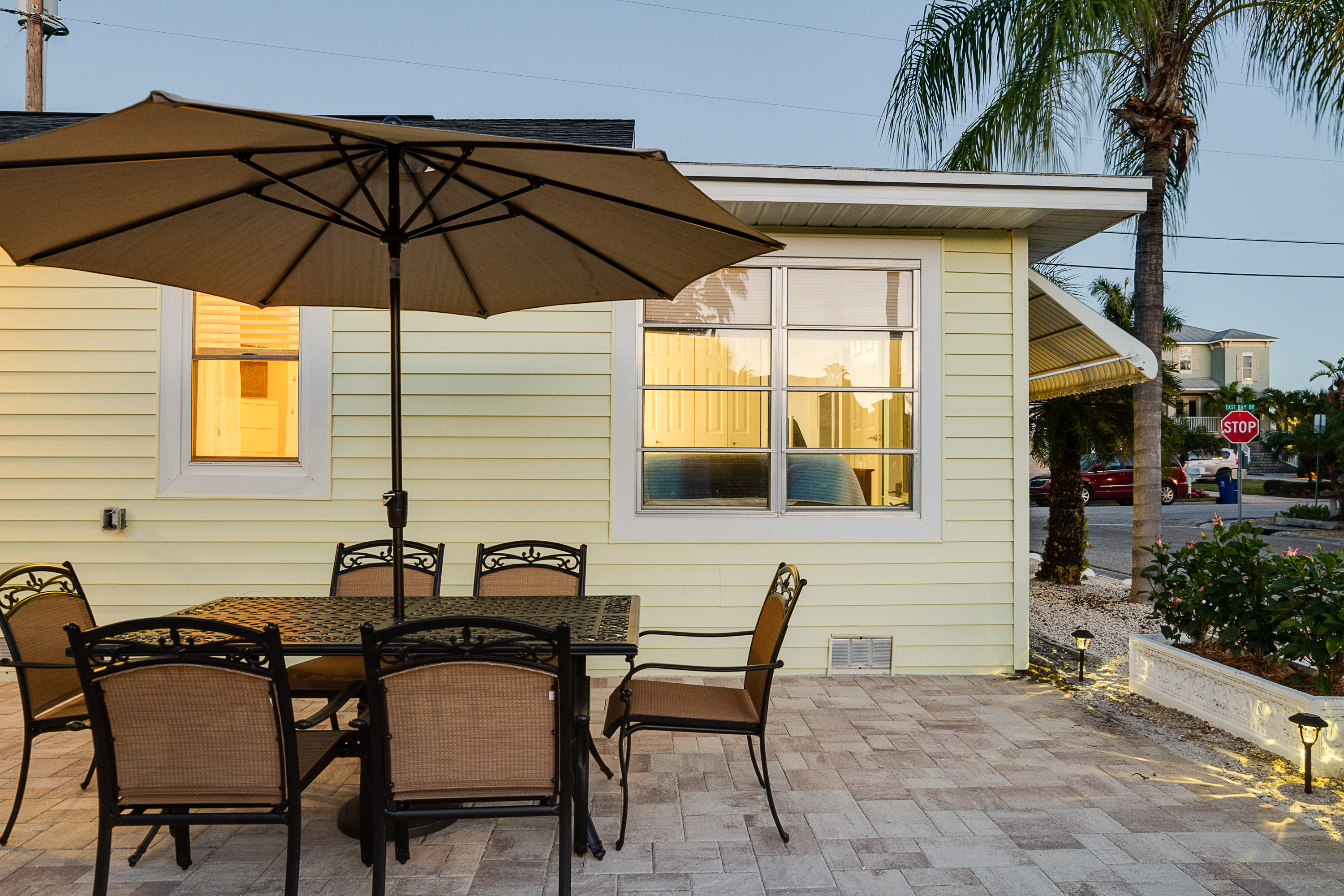 Beach Glass Cottage | lizardrealty