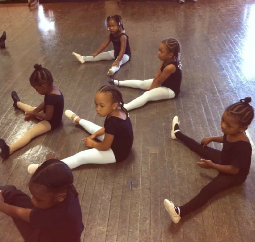 Creative Expressions Dance Studio - Flint, MI
