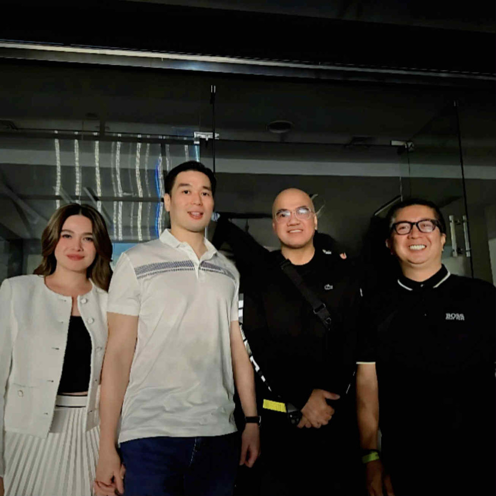 Pinagkaguluhan, nagpunta na lang sa private room… BEA AT VINCENT ...