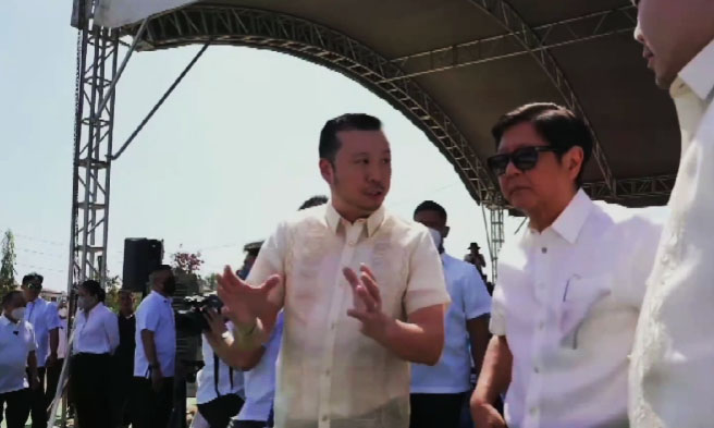 Pag-aari ng gobyerno kesa nakatiwangwang.. Mga bakanteng lupa, ipamimigay Pag-aari ng gobyerno kesa nakatiwangwang.. Mga bakanteng lupa, ipamimigay