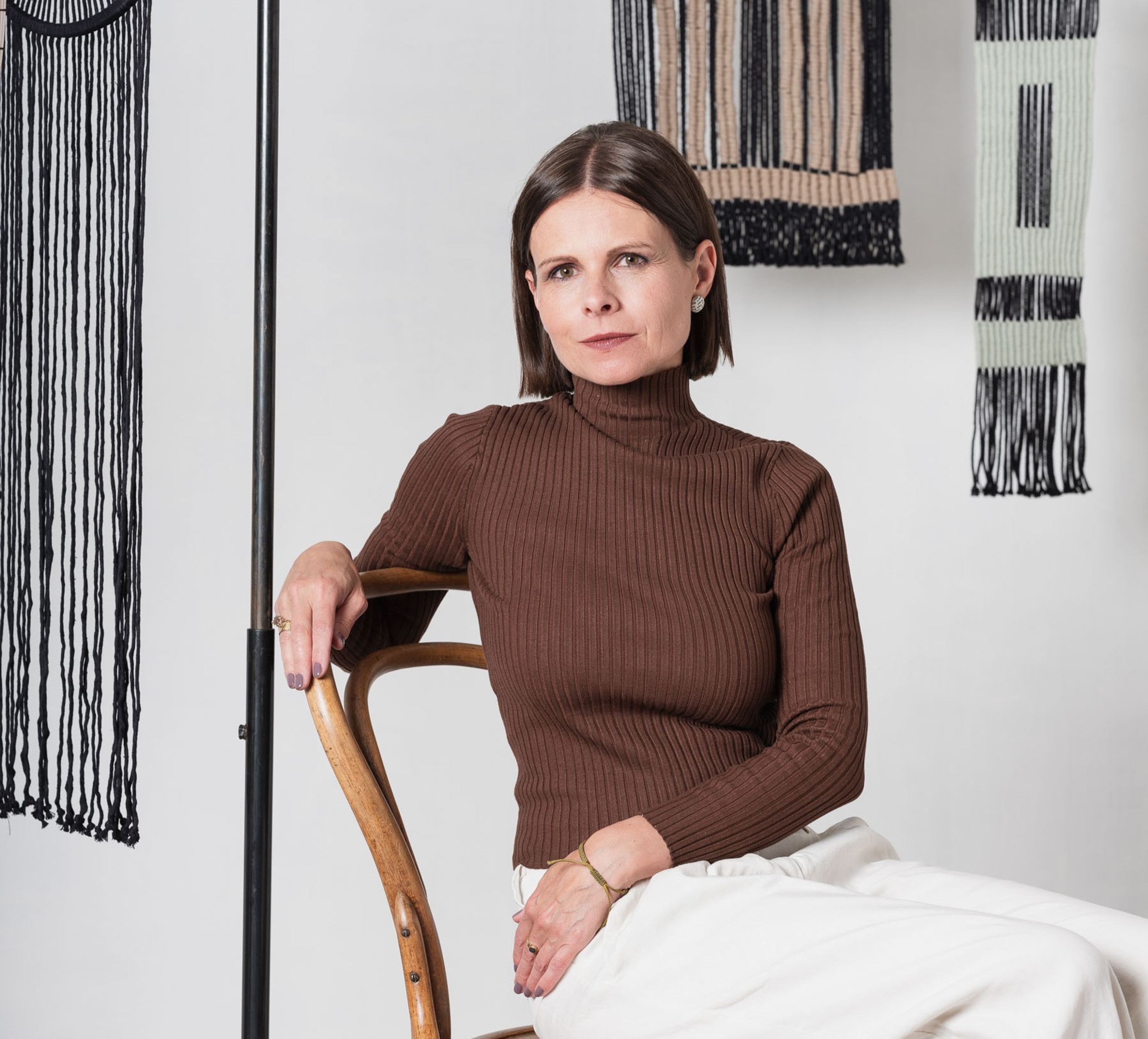 Textilkünstlerin Ingrid Bodner: Makramee, Häkeln, Weben, Punch Needle