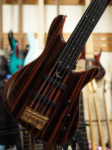 Sugi Fretless 5 strings 35“scale | Groovin'house
