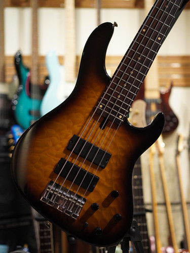 Sadowsky NYC 5 strings Mike pope preamp | Groovin'house