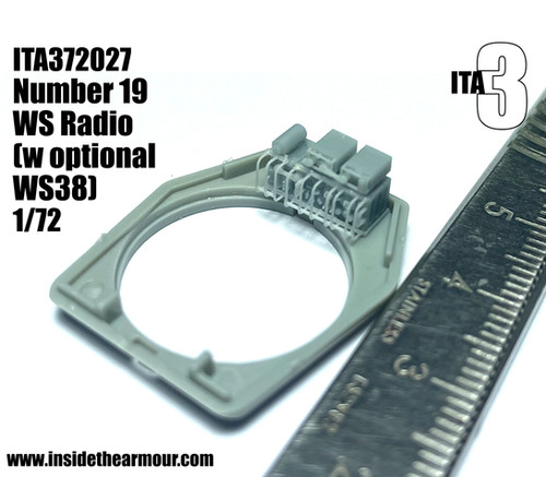 ITA372027 1/72 number 19 radio set | Inside the Armour