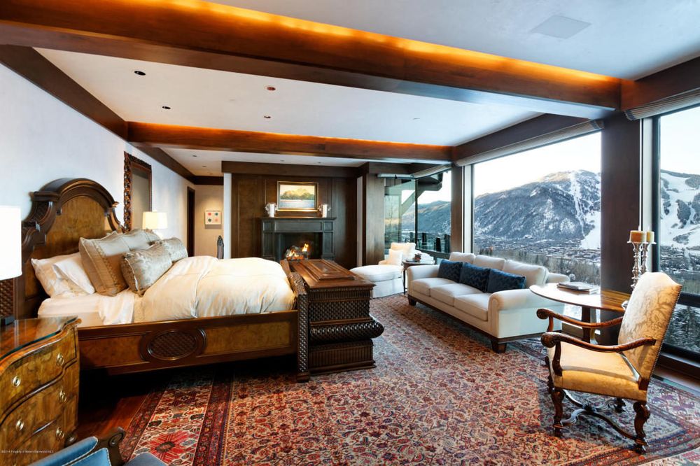 Summit House