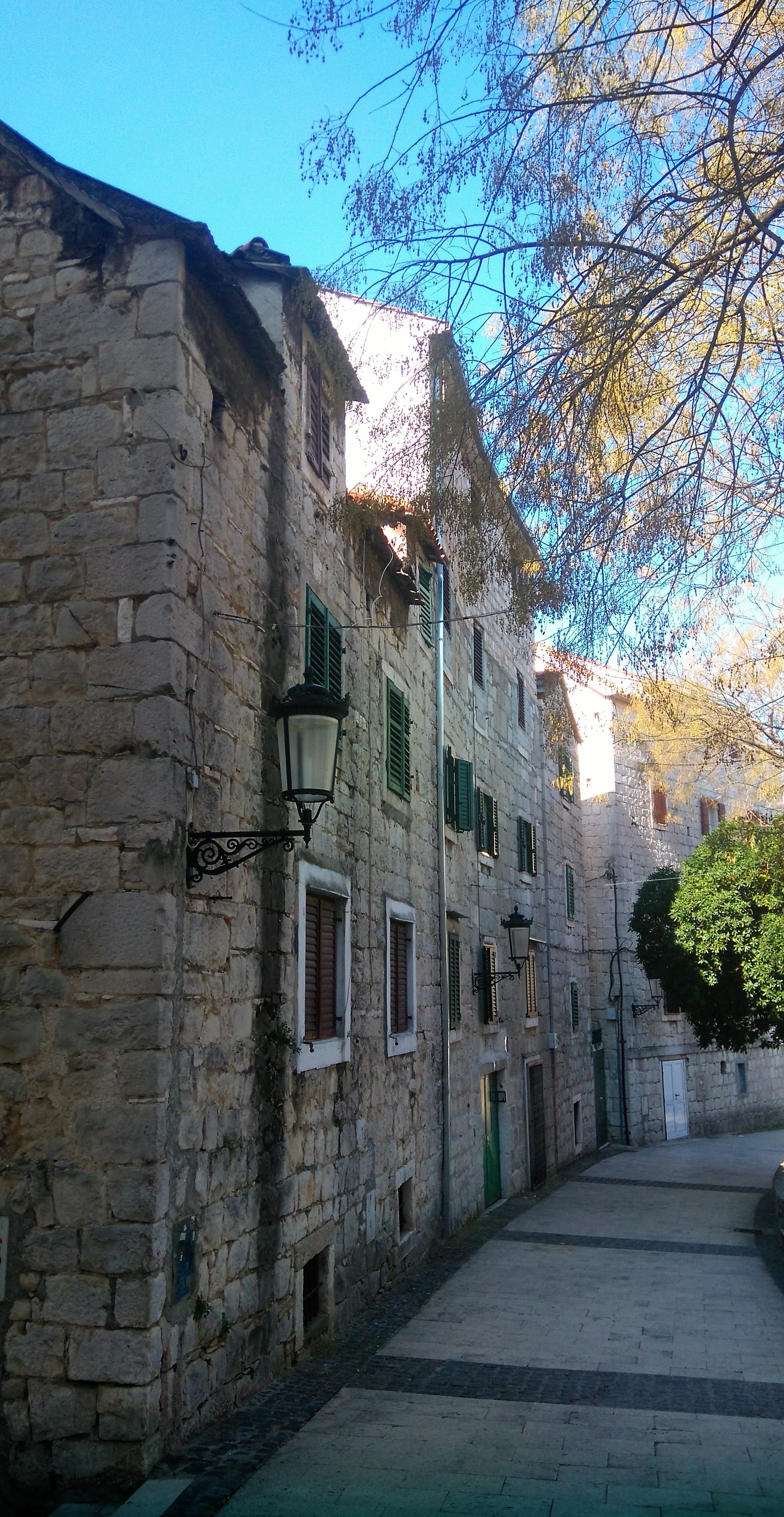 Veli Varos, Radunica, Lucac, Manus | split-croatia