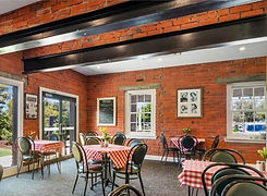 Meals & Drinks - Colbinabbin Country Hotel | Colbinabbin