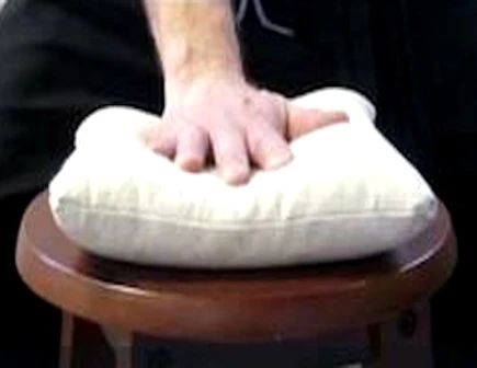 Iron Palm Training | Shaolinkungfucenters