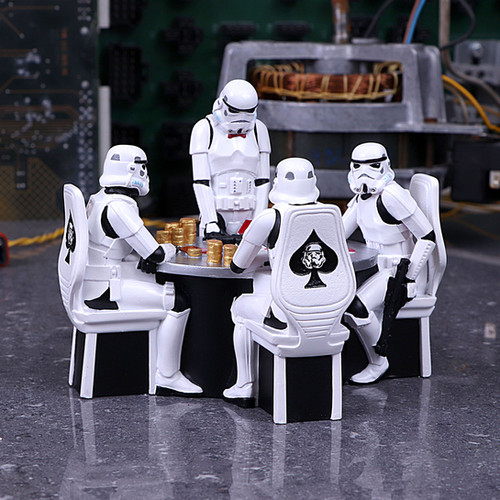 Star Wars - Stormtrooper Poker Face 18.3cm | Earthly Creations