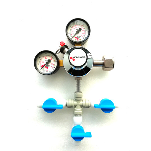 Reducer CO2 triple way with Stop Valves | Pegastap