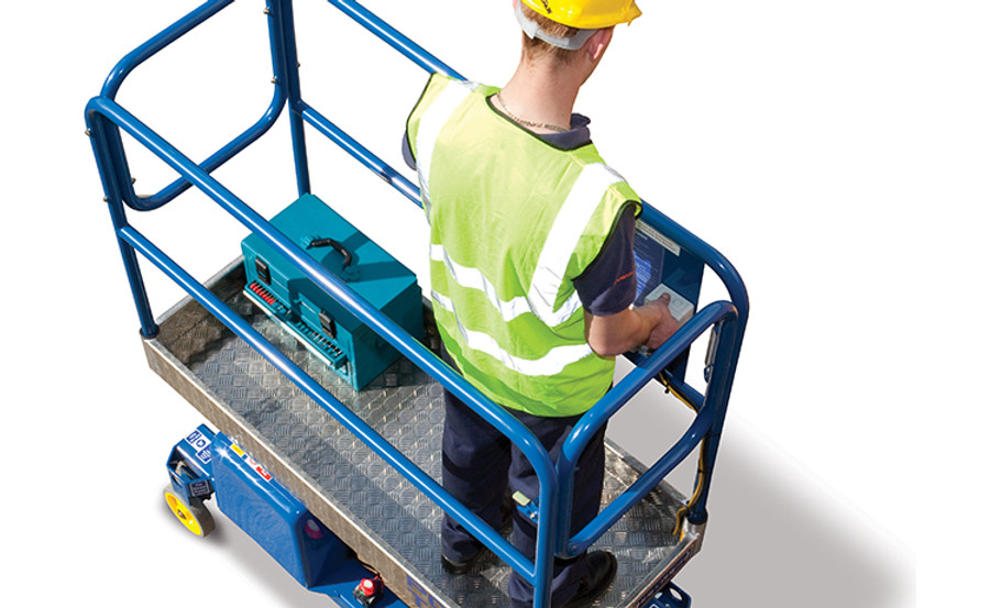 MEWP Operator Training | First Point Safety & Auditing Ltd