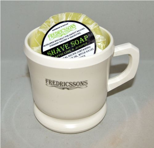 Traditional Shaving Mug & Soap - Various fragrances | vintage-razors