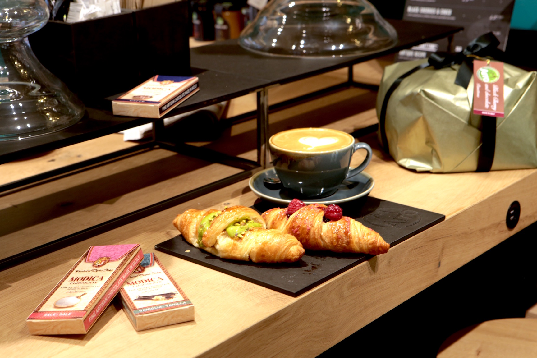 Arro Coffee - The Temple of Coffee