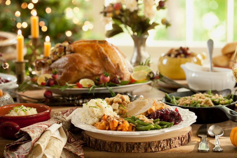 Can Chickens Eat Thanksgiving Leftovers A Guide To Sharing Popular