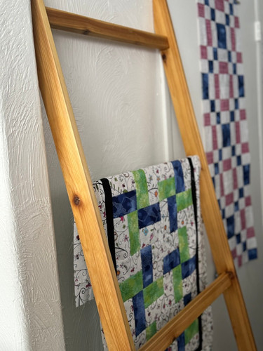 Wooden Quilt Ladder 6 ft in Cedar or Pine (In-Store Pick Up Only ...