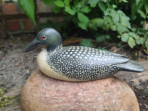 Miniature common loon | Reggie Birch Decoys