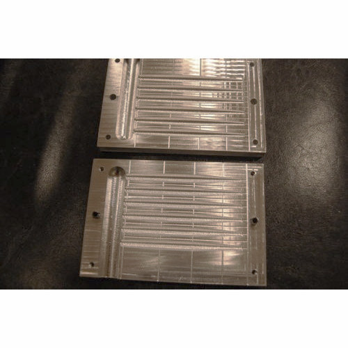 Enforcer bait molds worm molds