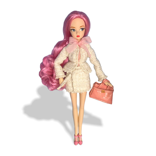 Ella Baxter Doll London Girl | Ella Superstarr