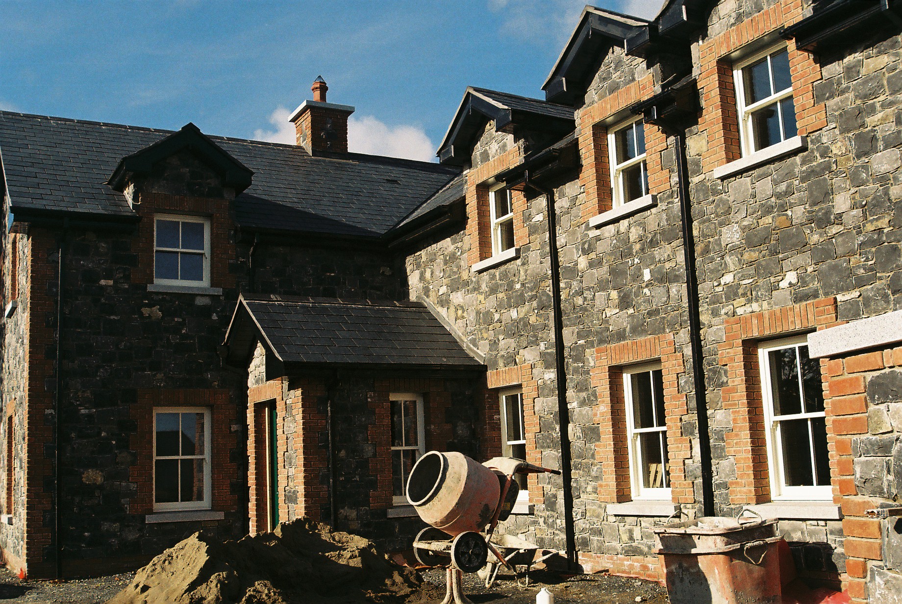 Dublin stonemason limestone and brick house