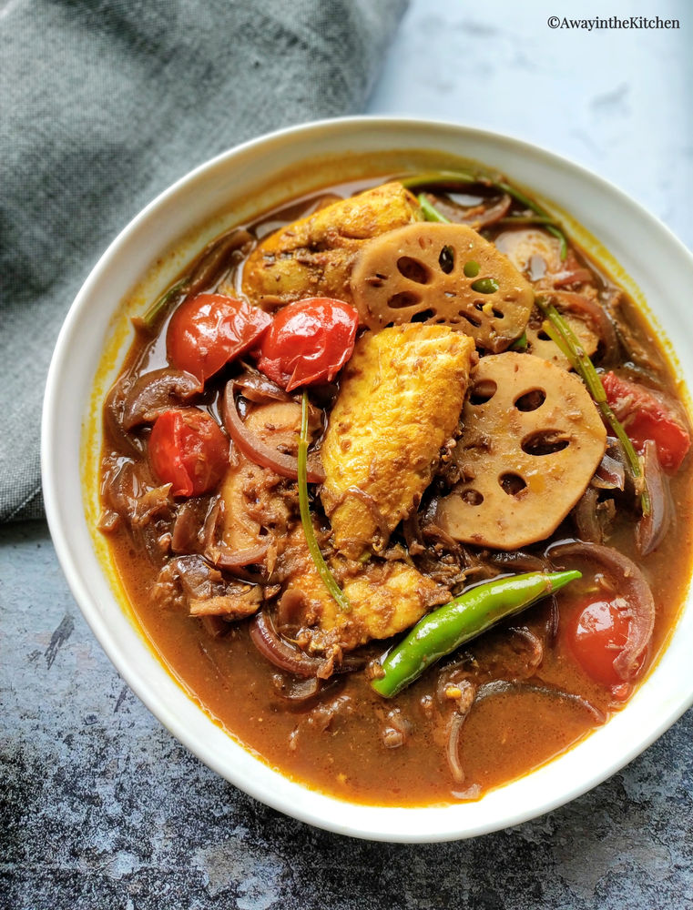 Nabhe Wali Machli: Fish cooked with Lotus Roots in a Tangy Gravy