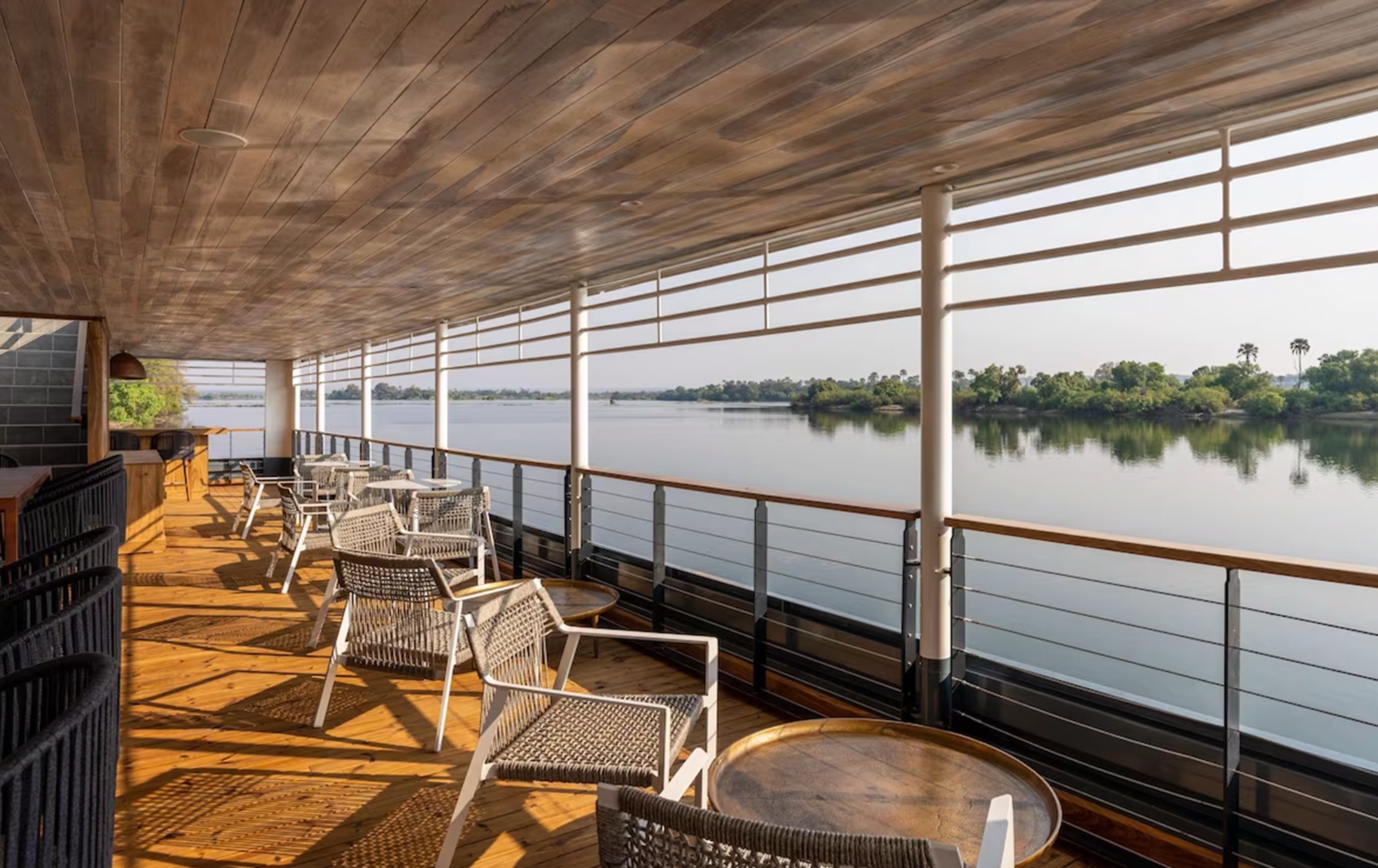 Mosi-oa-Tunya River Cruise in Zambia | Bushtracks Africa
