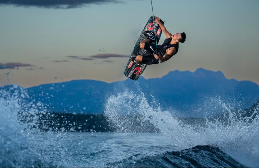 Hunter Smith named 2023 WSWC Male Wakeboard Athlete of the Year!