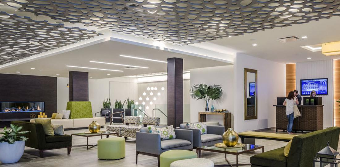 The Ridge Hotel | Best Of Lake Geneva