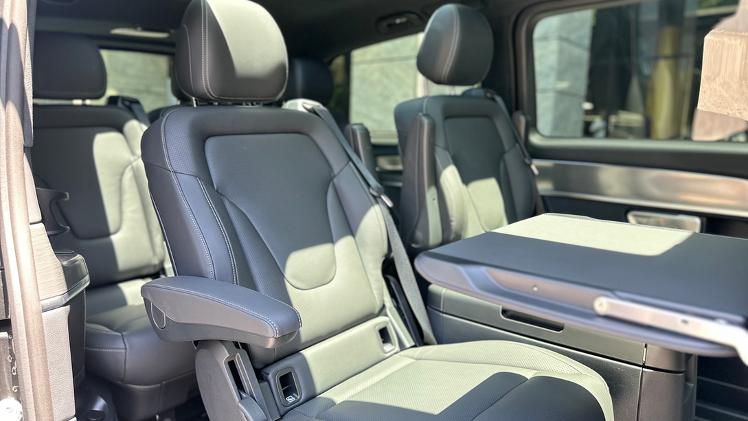 2024 Mercedes-Benz V-Class V300d Exclusive