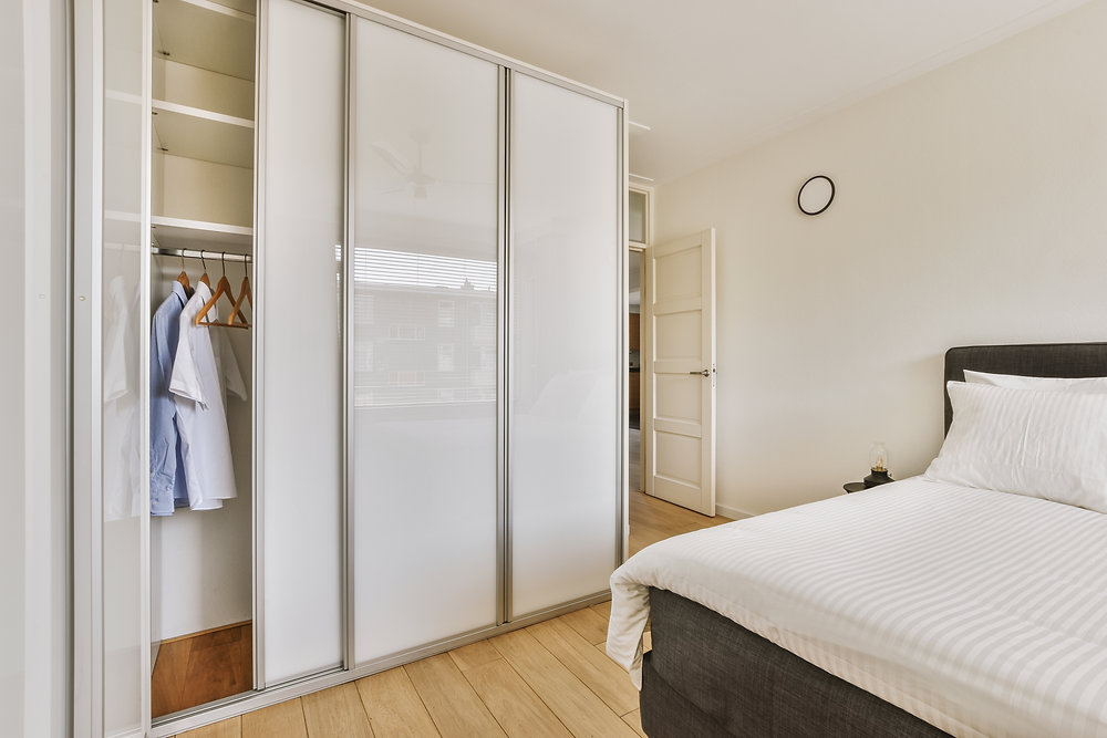 Hinged vs Sliding Wardrobe Doors: Which Is Better?
