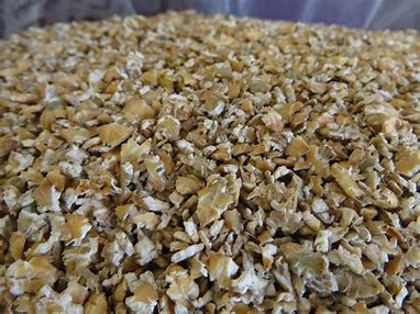 CRACKED BARLEY 30KG LOCAL GROWN | Pet Menu
