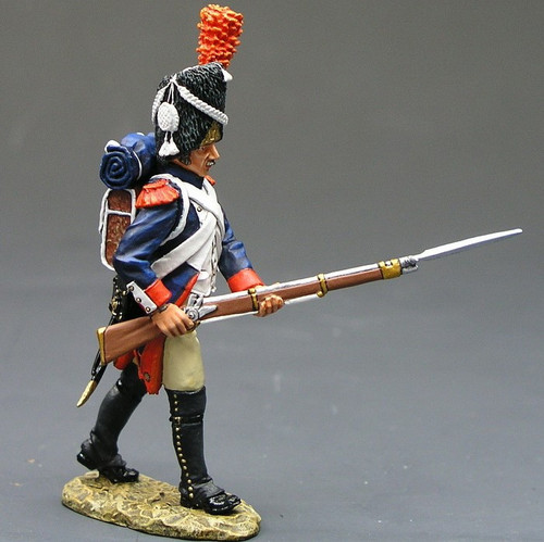 COKM-0499 - French Imperial Guardsman with Rifle Advancing (NA059 ...