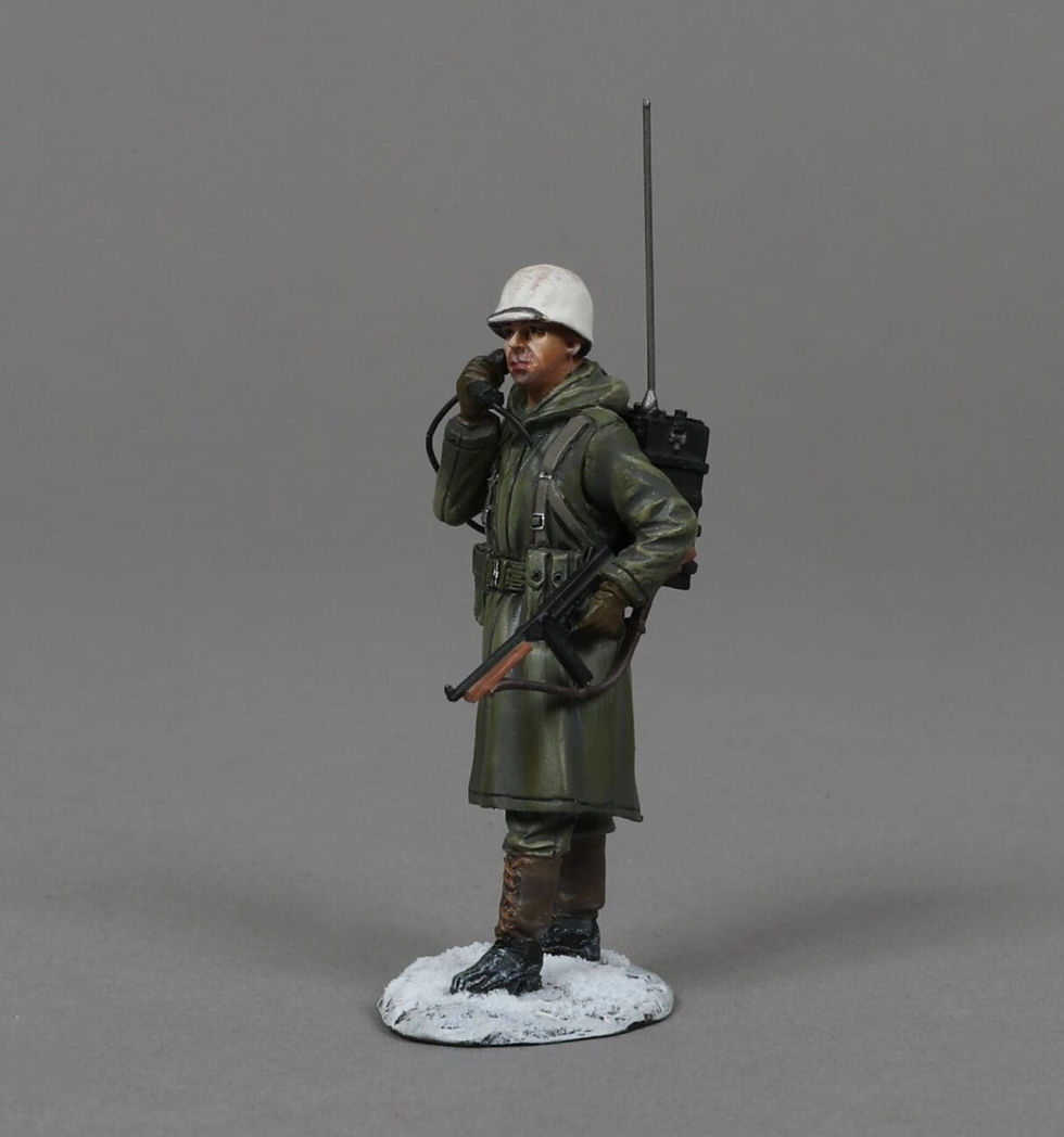 KOR009B - Radio Operator | crowntoysoldiers