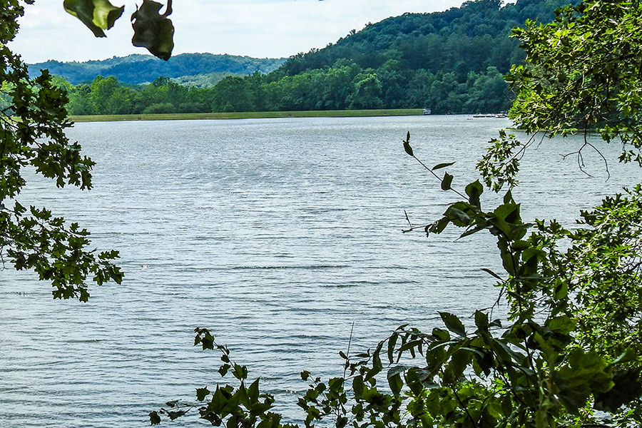 Lake Hope State Park - Peninsula Trail