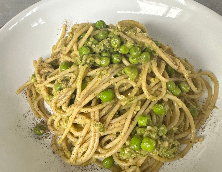 Pea & Pesto Spaghetti