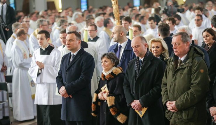 'Holy League of Nations' Rosary Uniting Catholics Worldwide