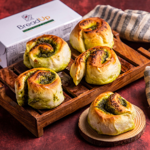 Pesto Scroll Bread - Single Piece | BreadUp