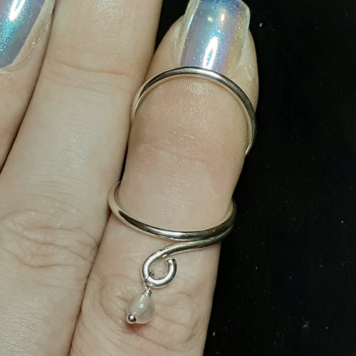 Charm Swan Neck Hypermobility Splint by Zebra Splints