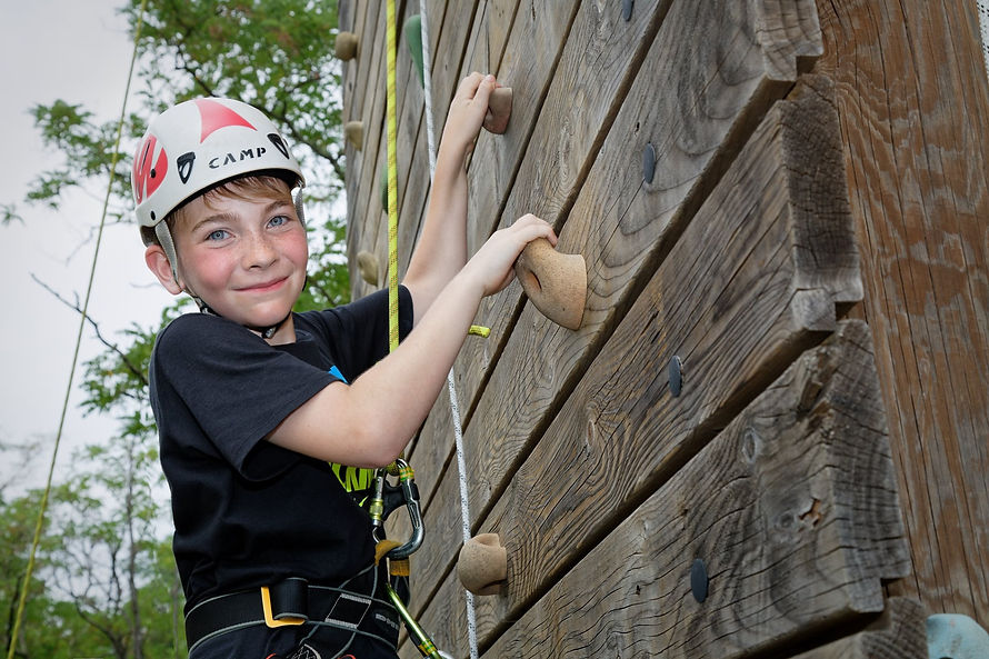 Acorn Adventure | SCHOOL TRIPS | UK & Europe