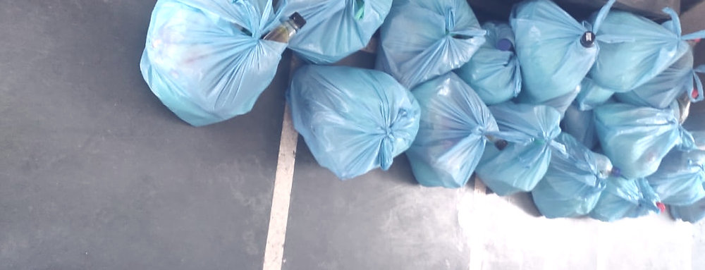 Sarv Vigyan Foundation helps people who need basic food kit