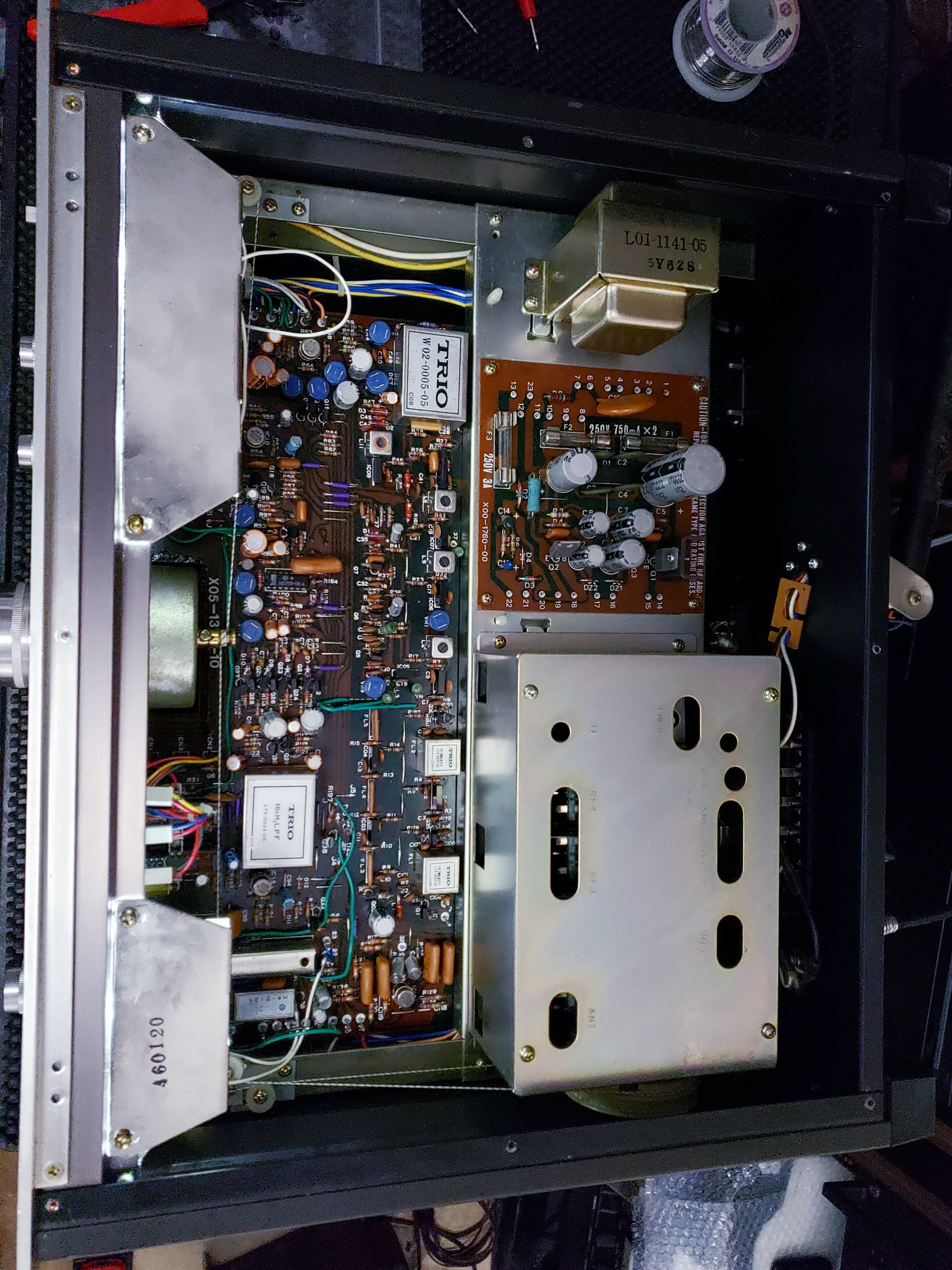 KENWOOD KT 8300 Vintage HiFi Audio FM/AM Tuner - LED VU Meters - 100% ...