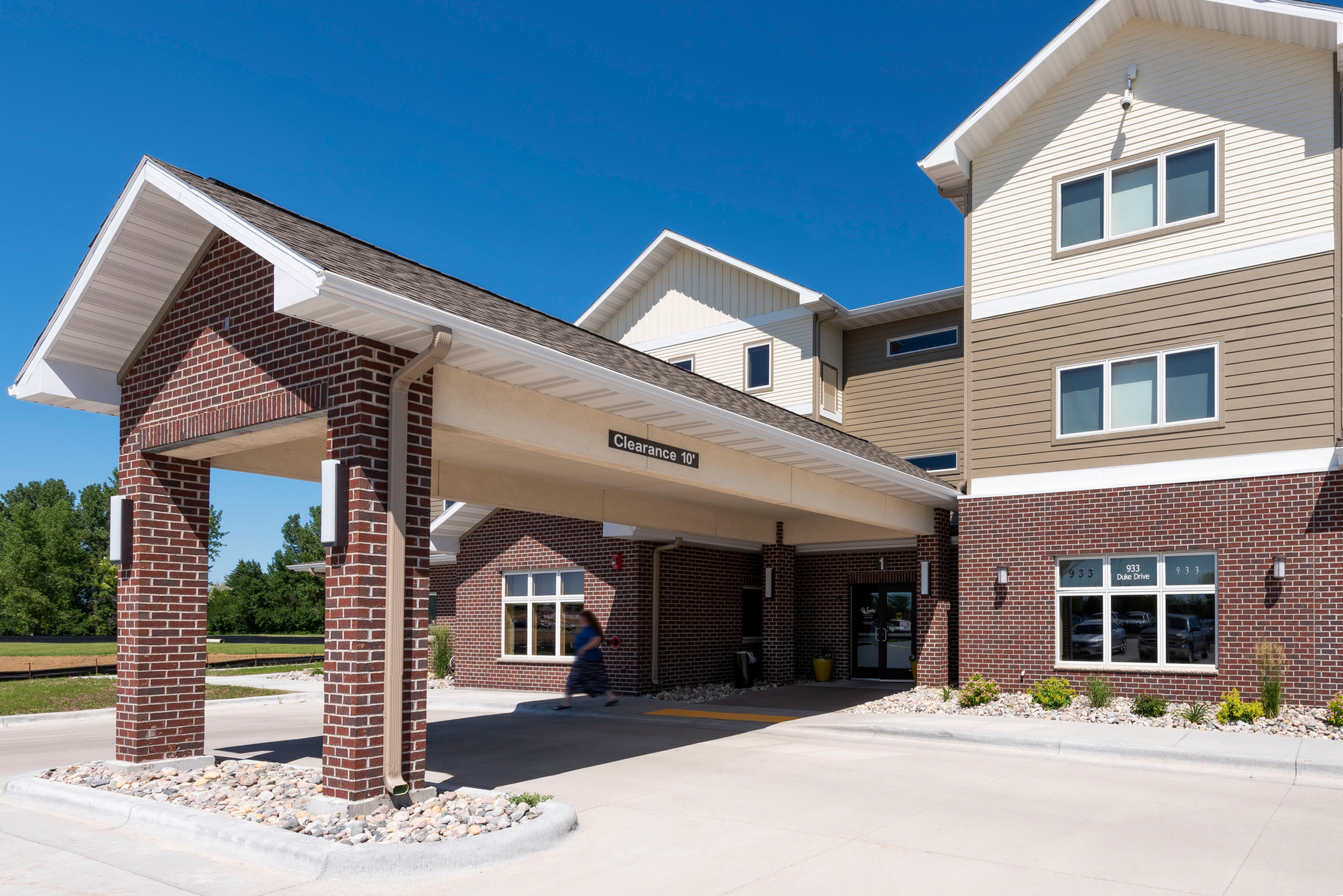 SUNSHINE HOSPITALITY HOME | HOSPITALITY & HOUSING | ICON Architects