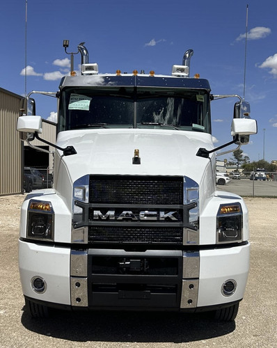 Mack Anthem Mirror Extensions | Mirror Extensions
