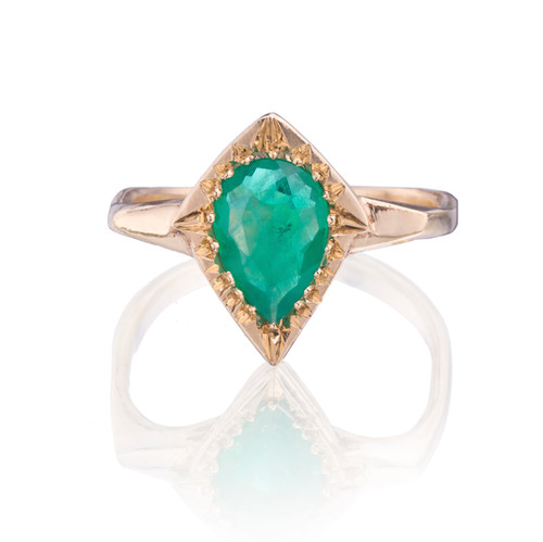 Emerald Queen Ring | maya-sebbah-jewelry