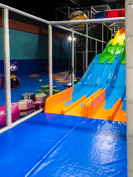BALL FACTORY | INDOOR PLAYGROUND | NAPERVILLE | MT. PROSPECT