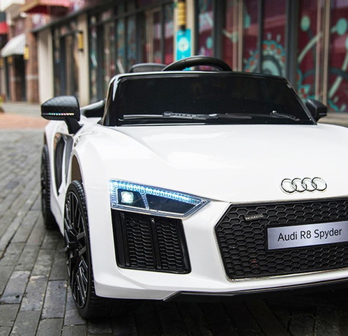 Audi R8 Spyder Licensed Kids Ride on Electric Car with Remote ...